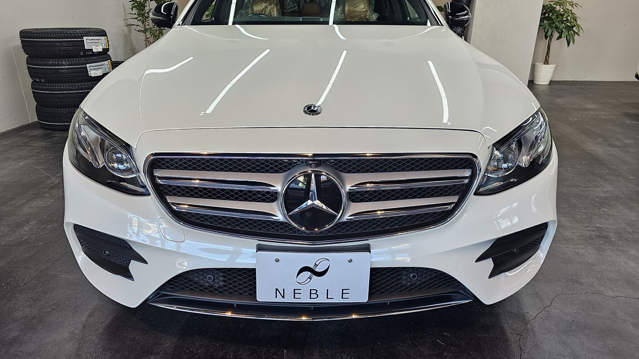 E250ワゴン(S213･W213)ダイヤモンドグリル取付！｜メルセデス・ベンツ専門店NEBLE(ネーブル)